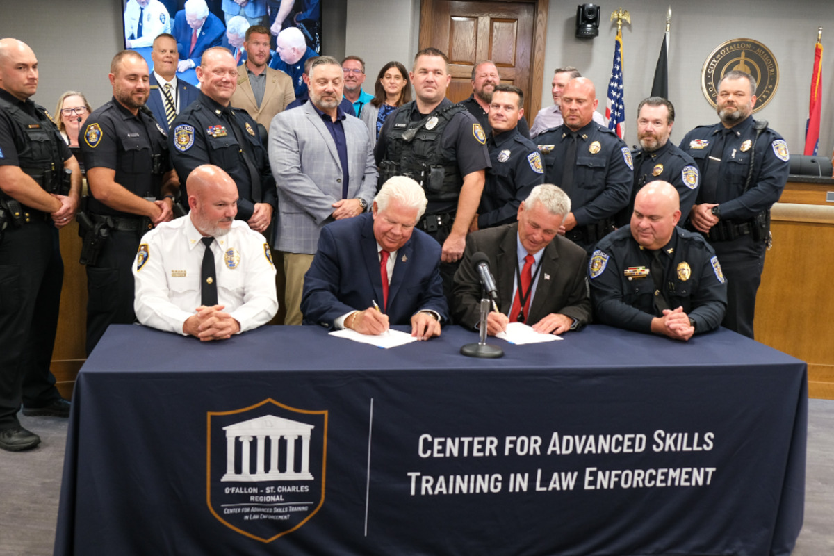 O'Fallon and St. Charles Mayors Sign Deal for New $28 Million Law