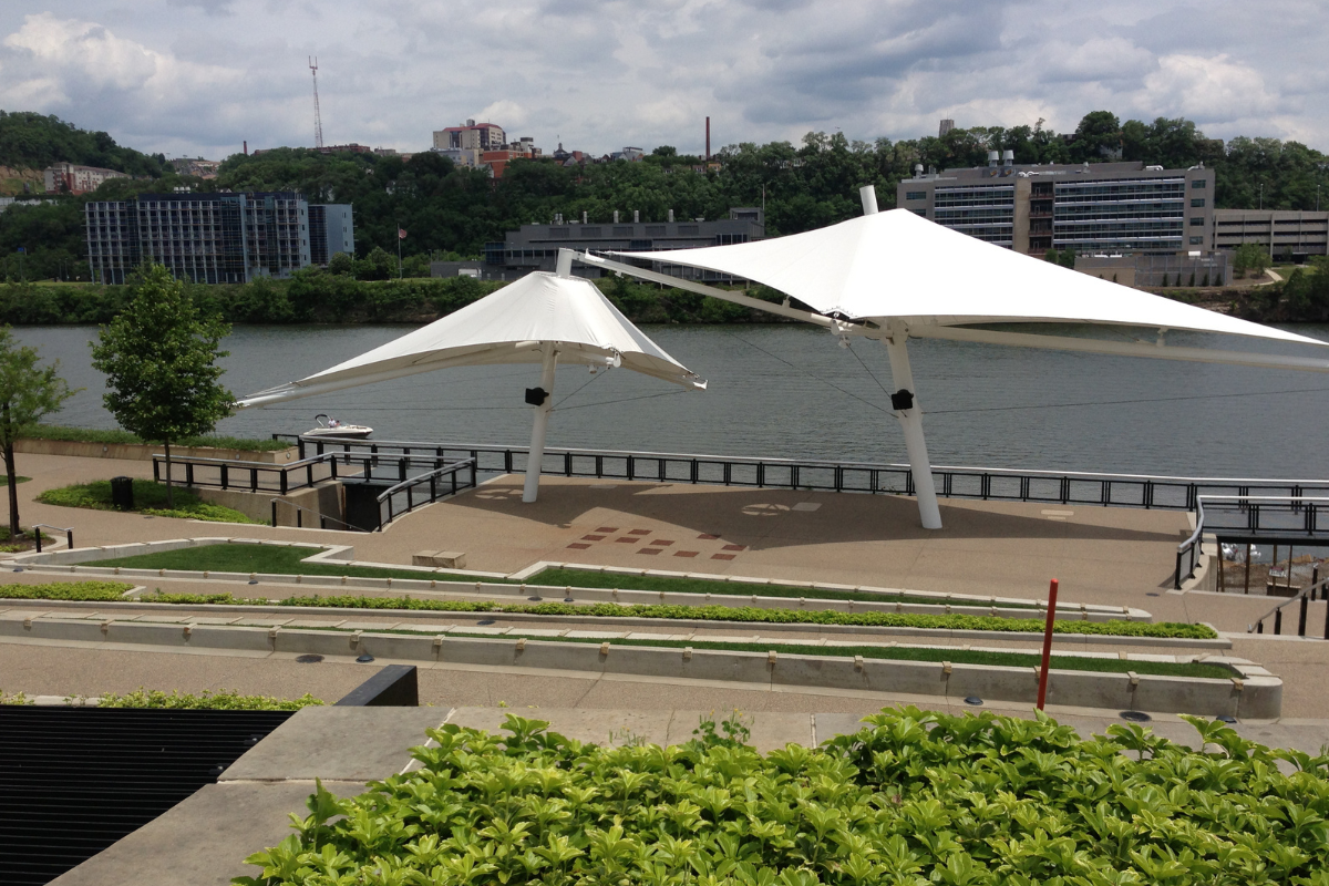Pittsburgh Fireboat Team Douses Blaze at South Side Riverfront Park,