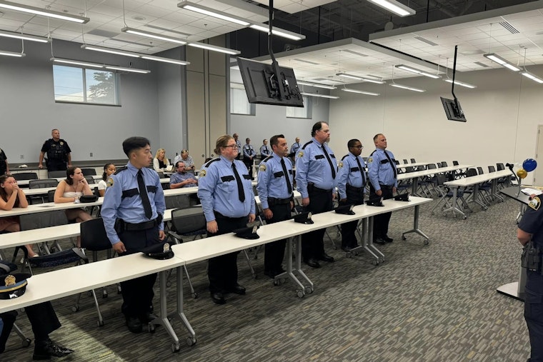 Saint Paul Welcomes Six New Volunteers to Police Reserve After