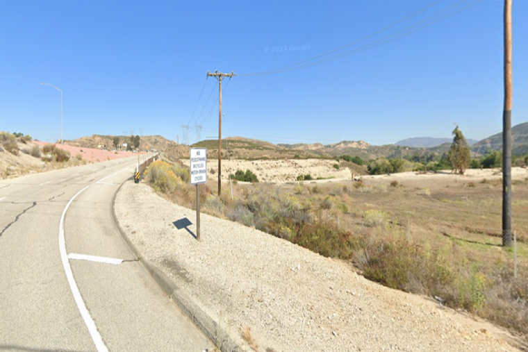 Santa Clarita Battles Triple Brush Fires Alongside 14 Freeway Amidst