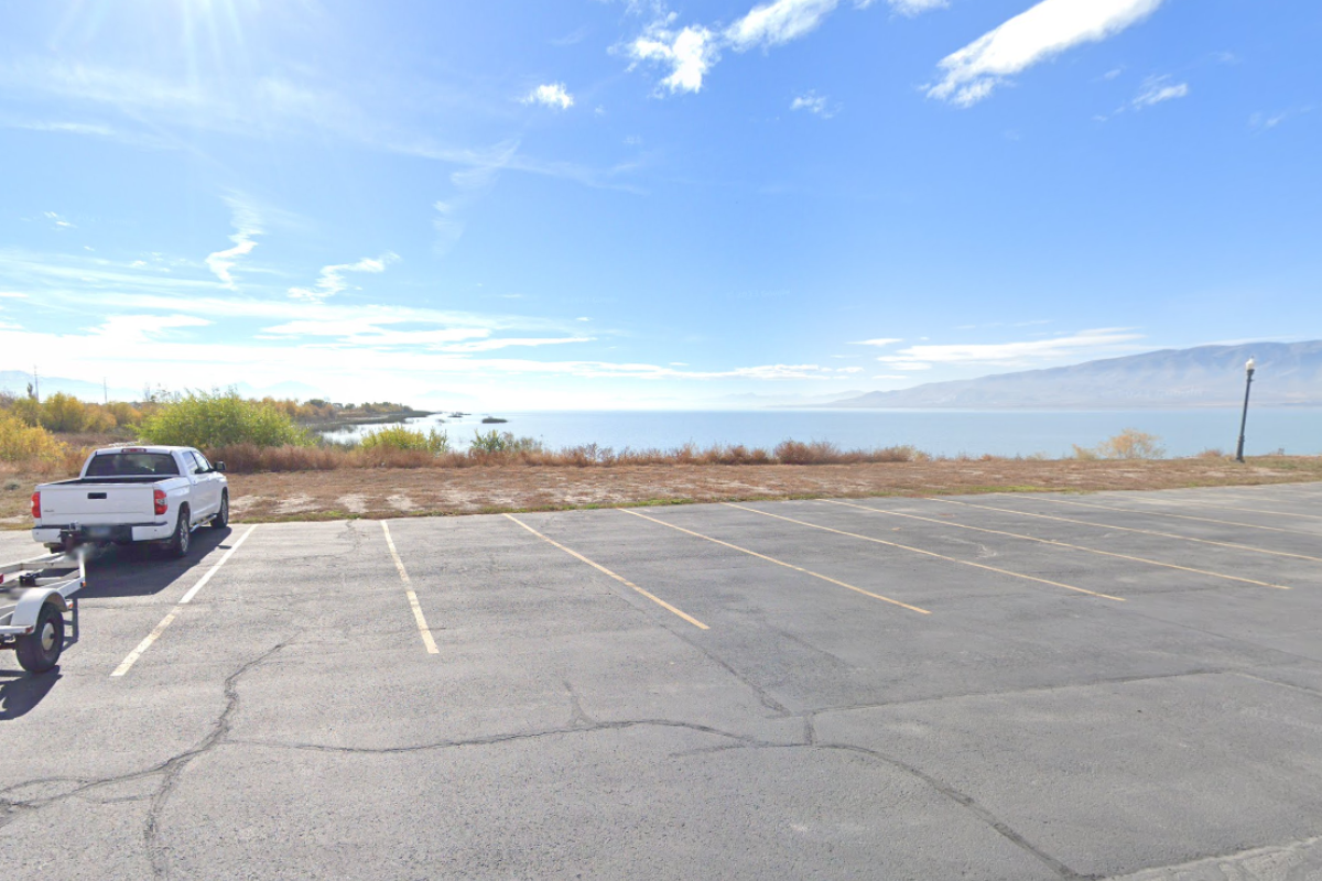 Single-Engine Plane Crashes Into Utah Lake Near Provo, Number of