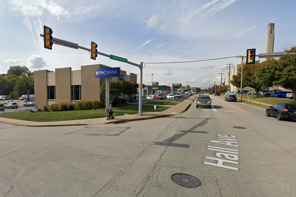 Two Injured in Late-Night Collision Involving Washington Police