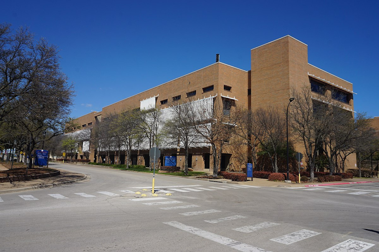 UT Arlington Tops North Texas College Rankings, Shines in Graduate