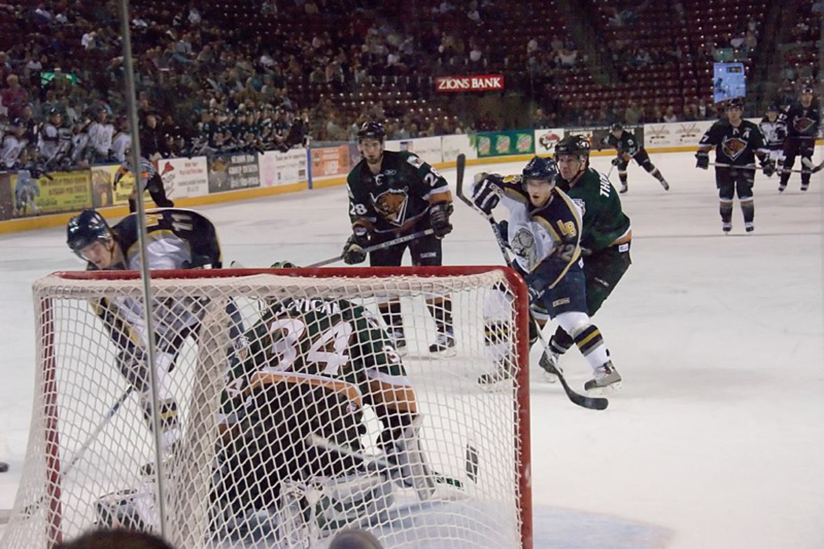 Utah Hockey Club Triumphs in Preseason Debut and Sparks Excitement