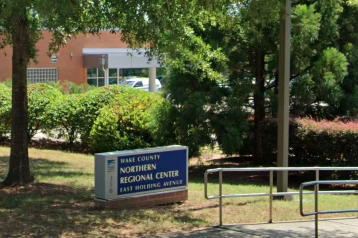 Wake Forest Welcomes NCFST's "Pay-What-You-Can" Mobile Grocery Store