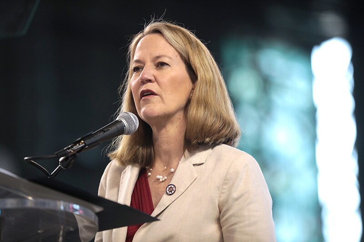 Arizona Attorney General Kris Mayes Urges Vigilance Against Identity
