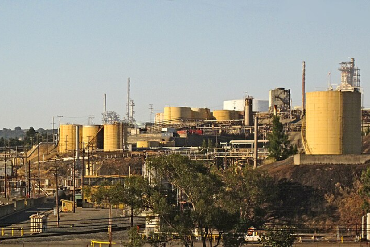 Benicia Fire Department Monitors Valero Refinery After Mechanical