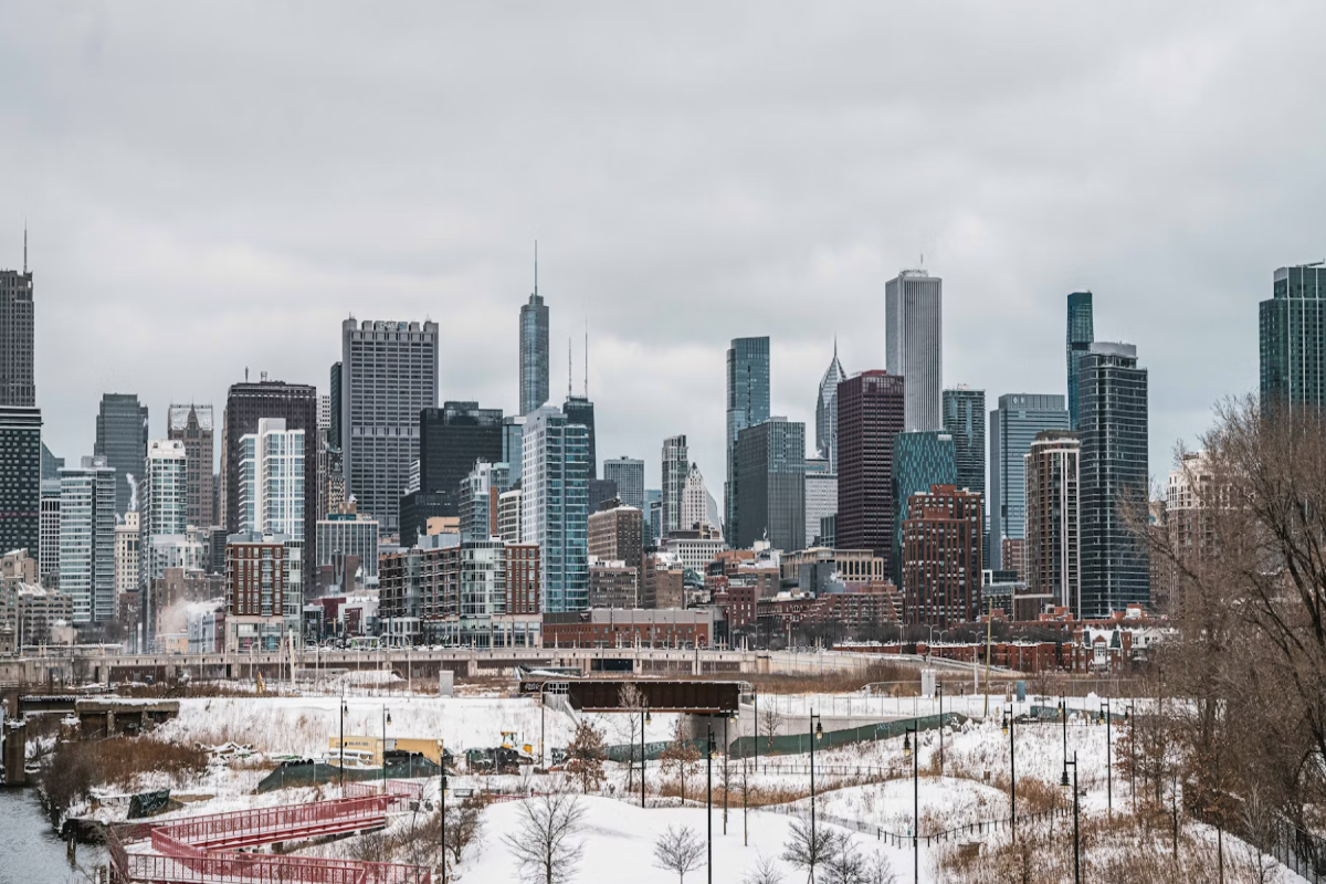 Chicago Officials Urge Use of Warming Centers Amidst Frigid Forecast,