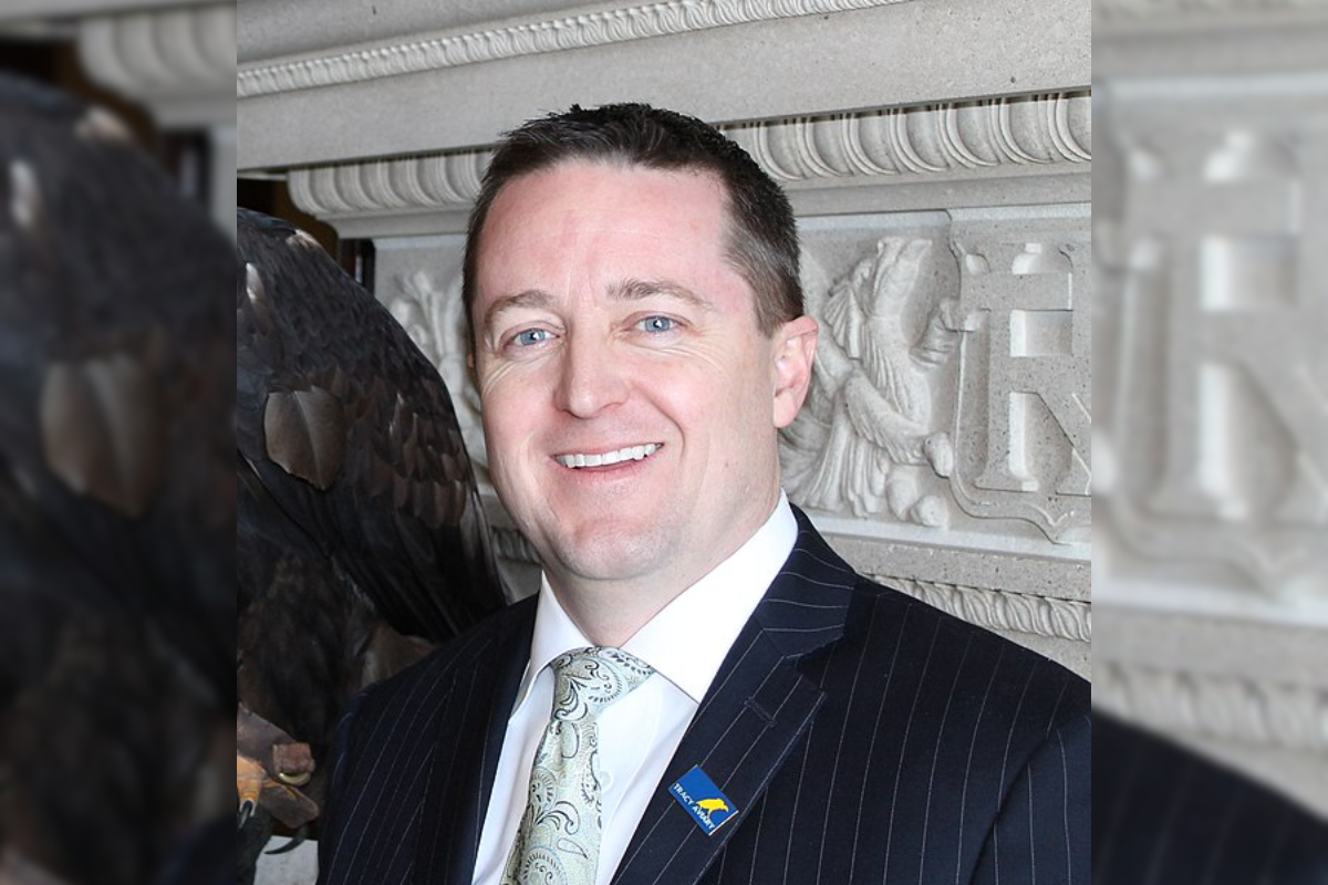 Derek Brown Sworn In as Utah's Attorney General, Pledges Sweeping