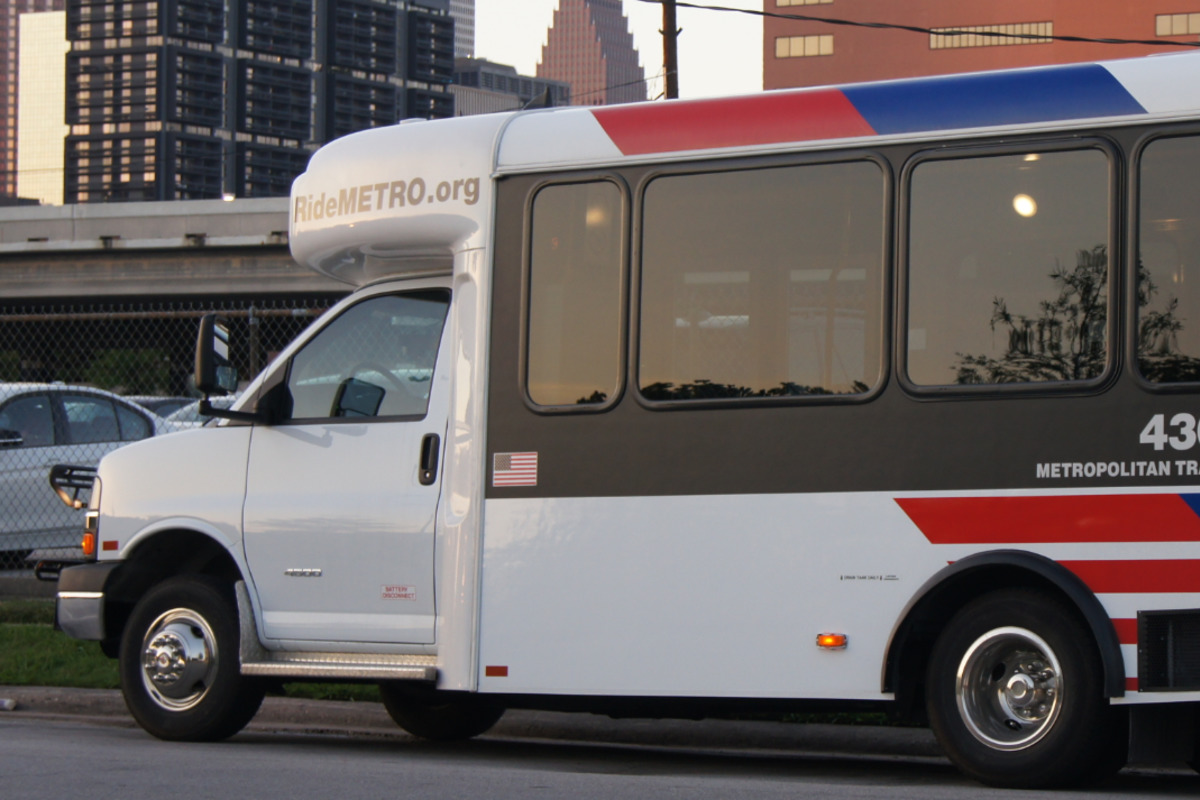 Expanded METRO 'Curb2curb' Service Enhances Transit Accessibility in