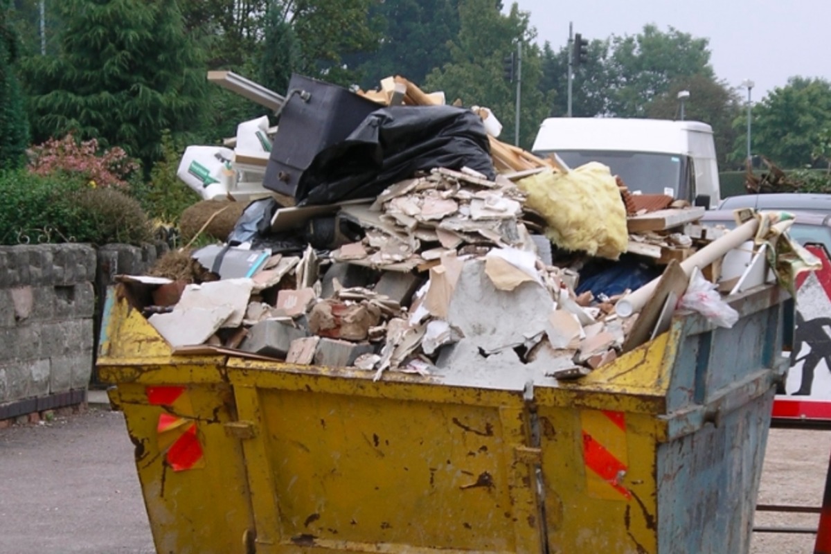 Hillsborough County Adjusts Storm Debris Collection Site Hours as