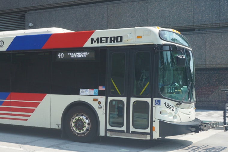 Houston METRO Suspends Bus Services Due to Severe Winter Conditions
