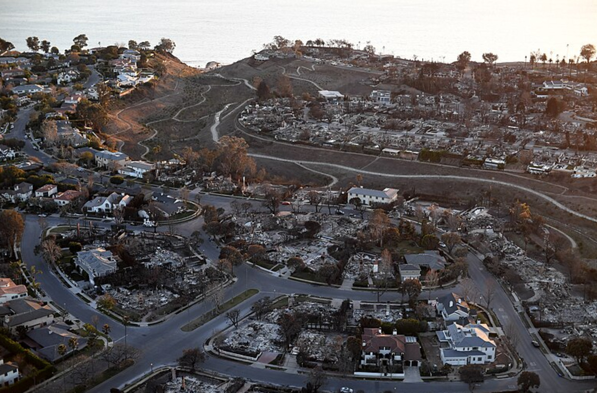 Los Angeles Sets Roadmap for Post-Fire Cleanup, EPA and Army Corps to