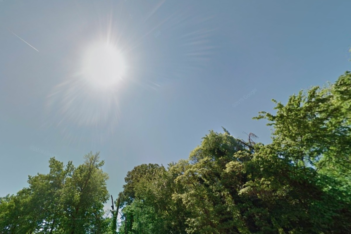 Memphis Weather Forecast Sunny Spells Followed by Possible Showers and