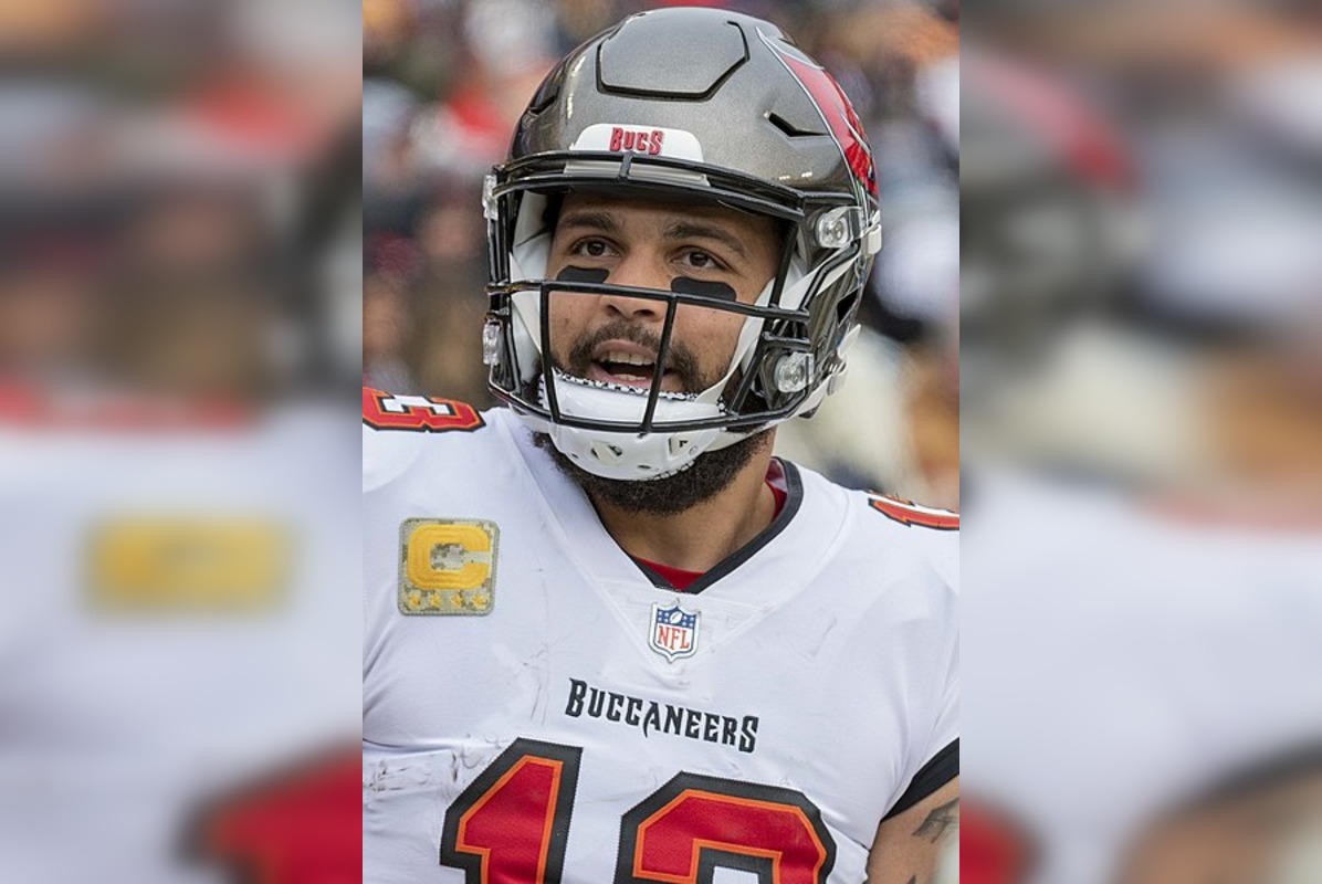 Mike Evans 85 Yards Shy of Tying NFL Record, Buccaneers Aim for NFC