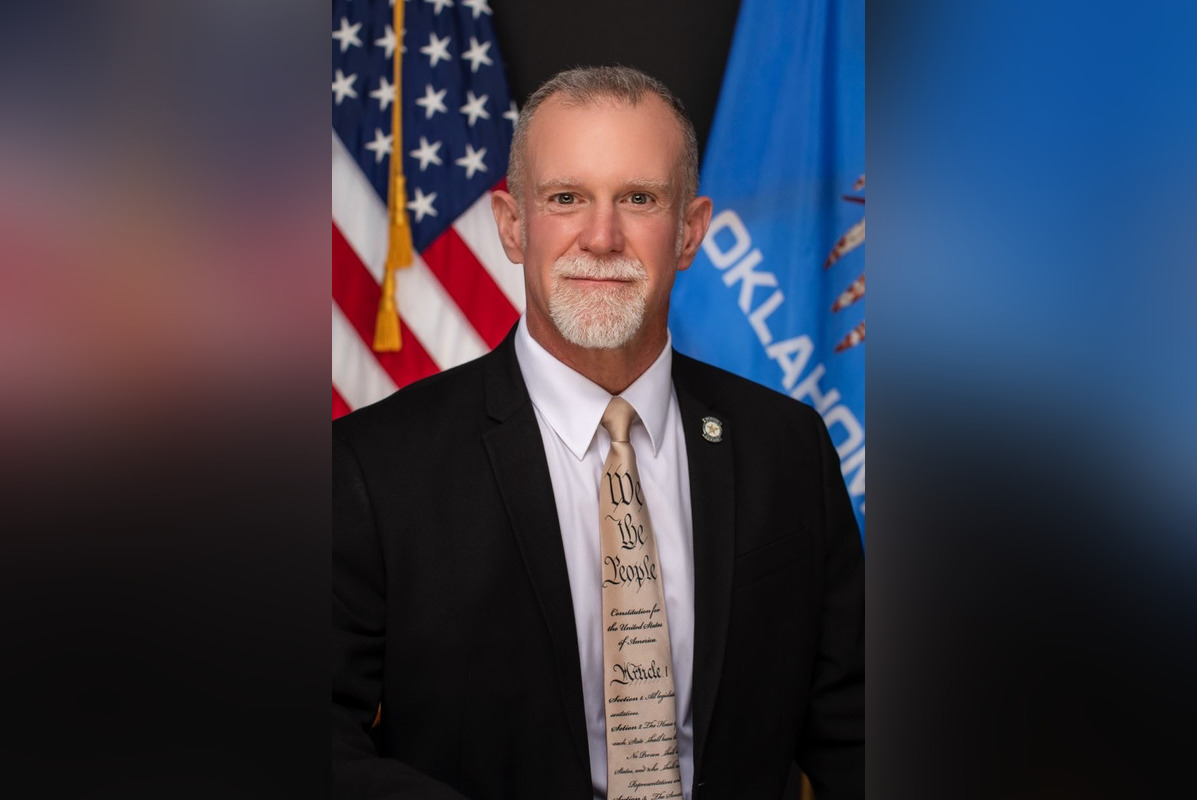 Oklahoma Senator Proposes Bill to Scrutinize School Library Materials