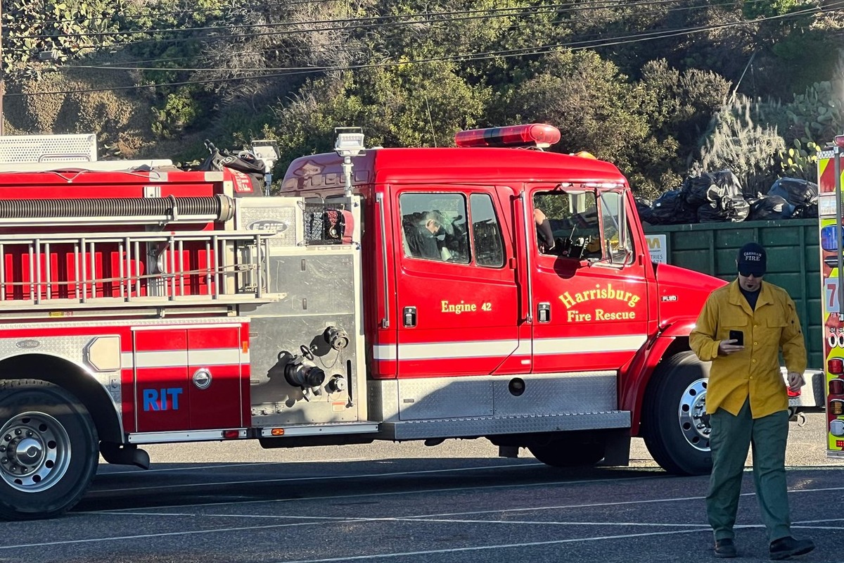Oregon Firefighters Return Home After Monumental Wildfire Aid Effort
