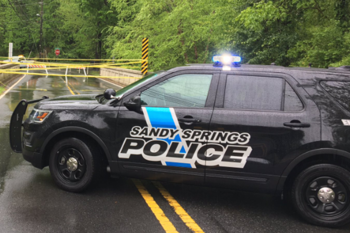 Sandy Springs Police Apprehend Armed Suspect After Neighborhood Sandy Springs Police Apprehend Armed Suspect After Neighborhood