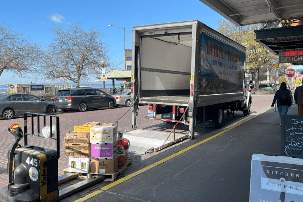 Seattle Invests in 'Smart' Curb Management to Streamline Deliveries