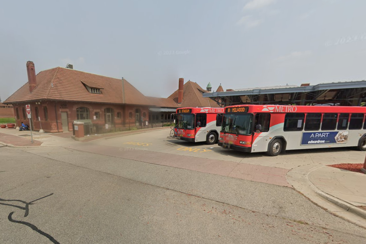 Shooting at Kalamazoo Transit Center Injures One, Suspect Still at