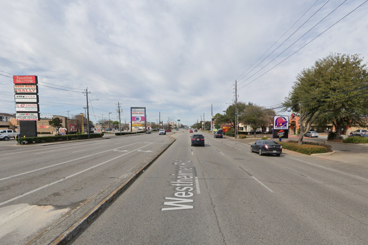 Suspect Hospitalized, Others at Large After Failed Armored Car Heist