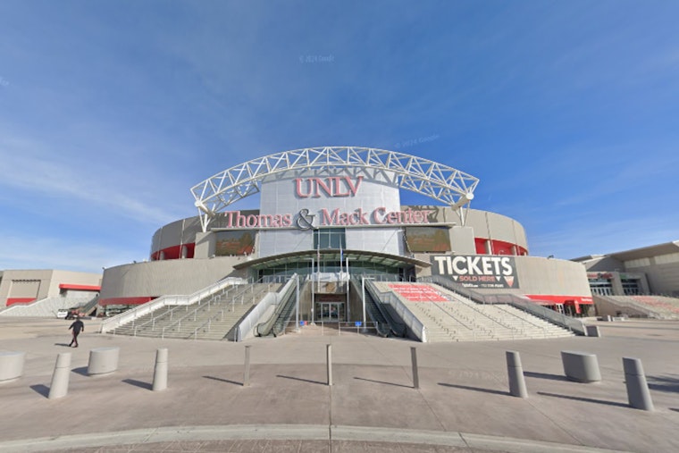 UNLV Runnin' Rebels Narrowly Defeated by New Mexico Lobos 75-73 in