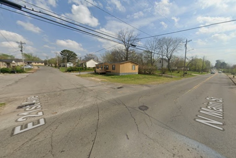 18-Year-Old Motorcyclist Dies After Hit-and-Run Collision in