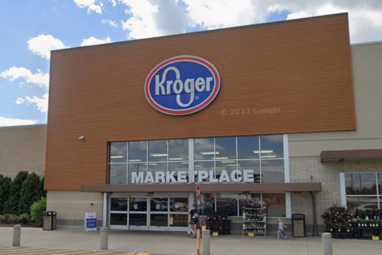 23-Year-Old Man Fatally Stabbed at Southgate Kroger, Suspect in