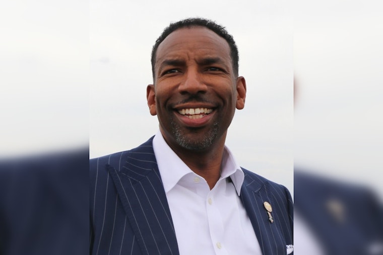 Atlanta's Mayor Celebrates Opening of The Winnwood, Milestone in the