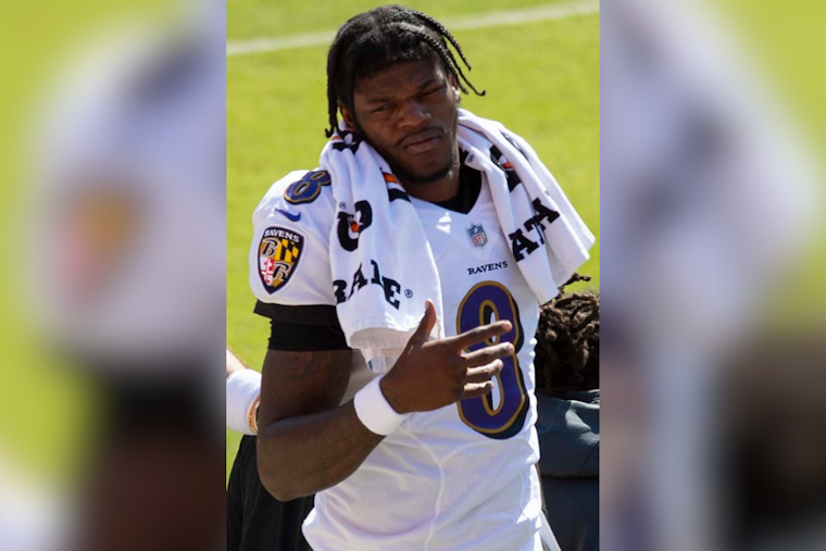 Baltimore Ravens' Lamar Jackson Benched for Bears Game Amid Injury