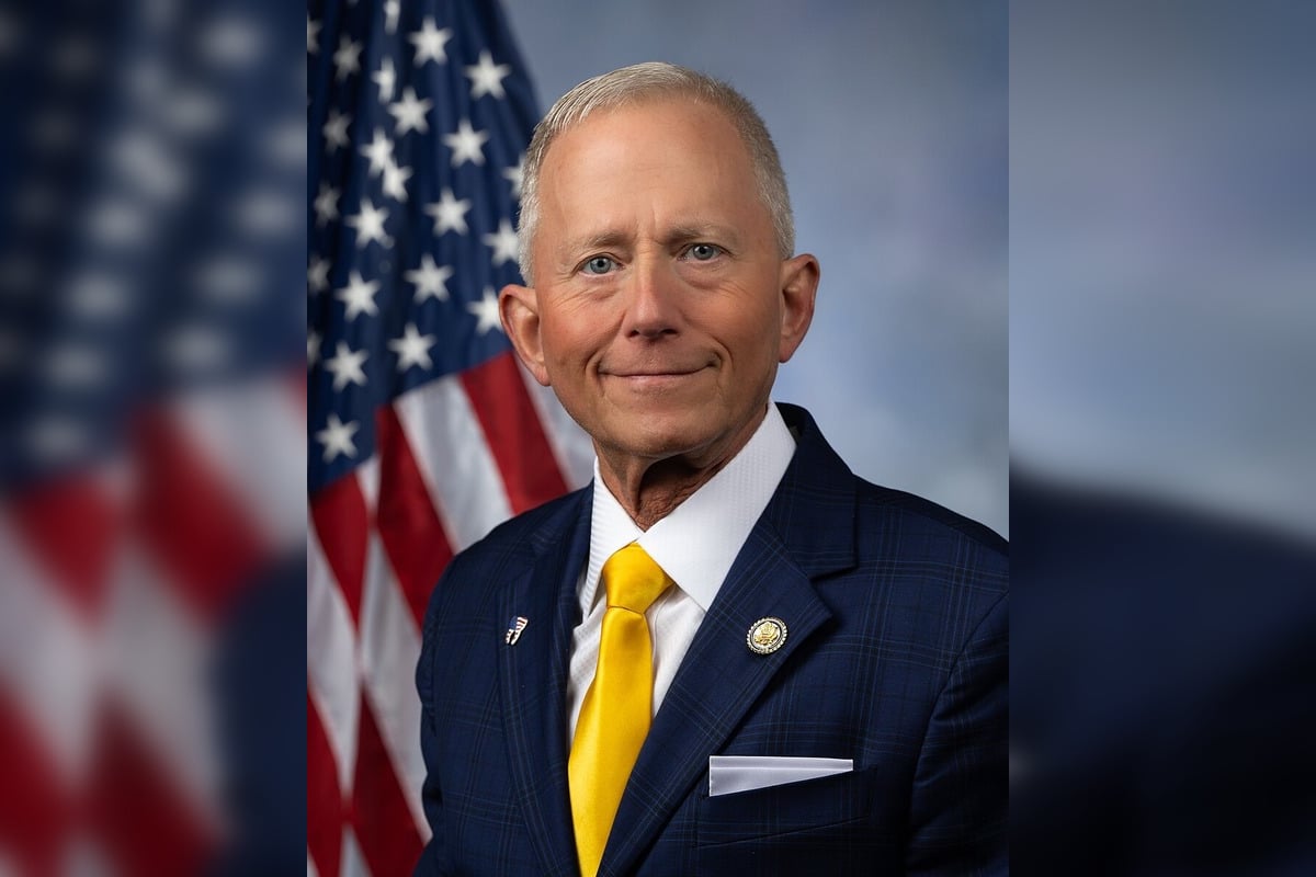 Congressman Van Drew Blames Democrats for Government Shutdown, Pushes