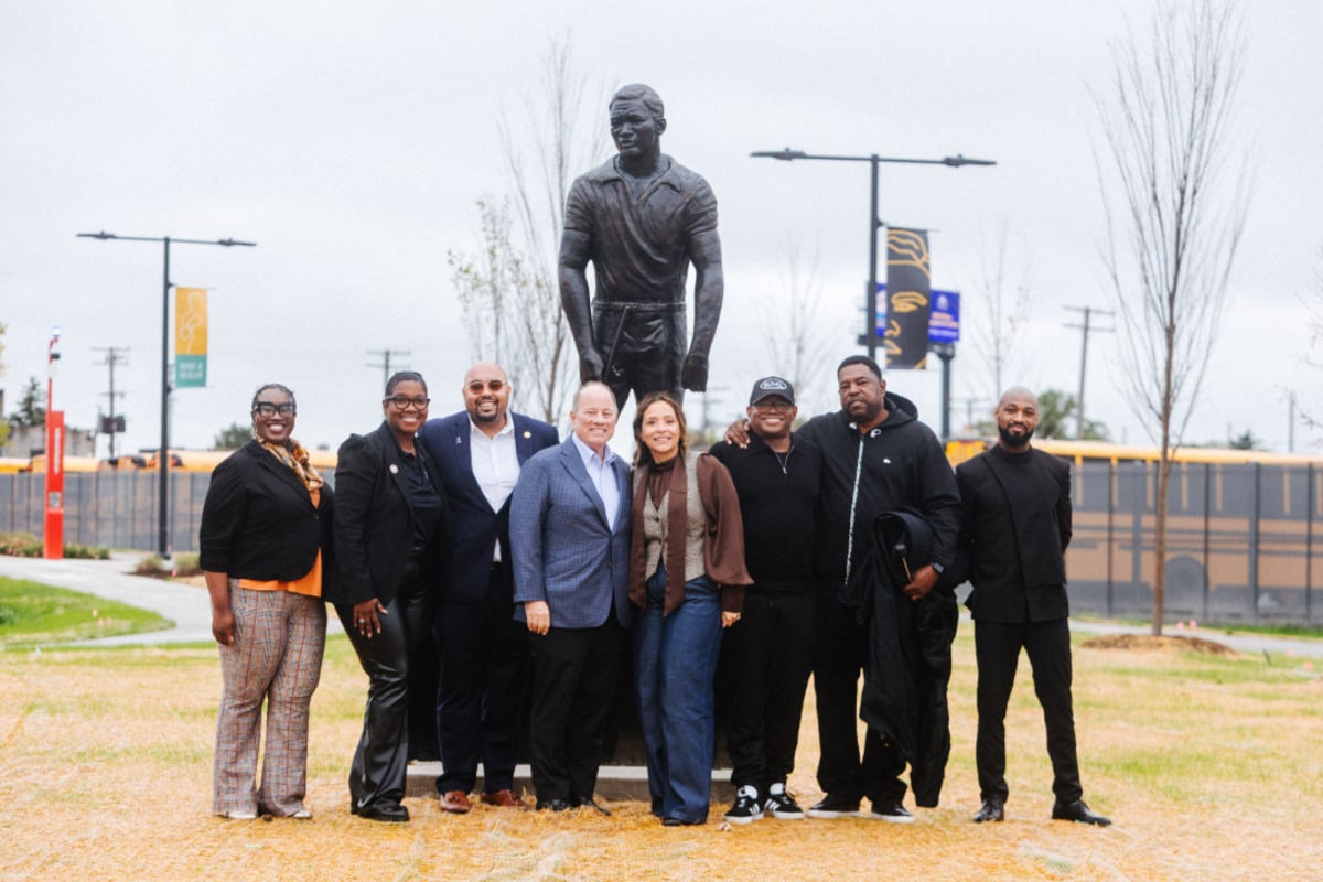 Detroit Celebrates Joe Louis' Legacy with New Statue and Greenway