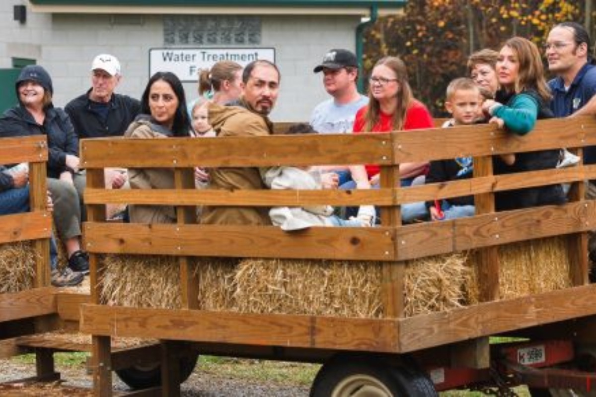 Discover Autumn's Splendor: ODNR Hosts Fall Color Tour and Open House