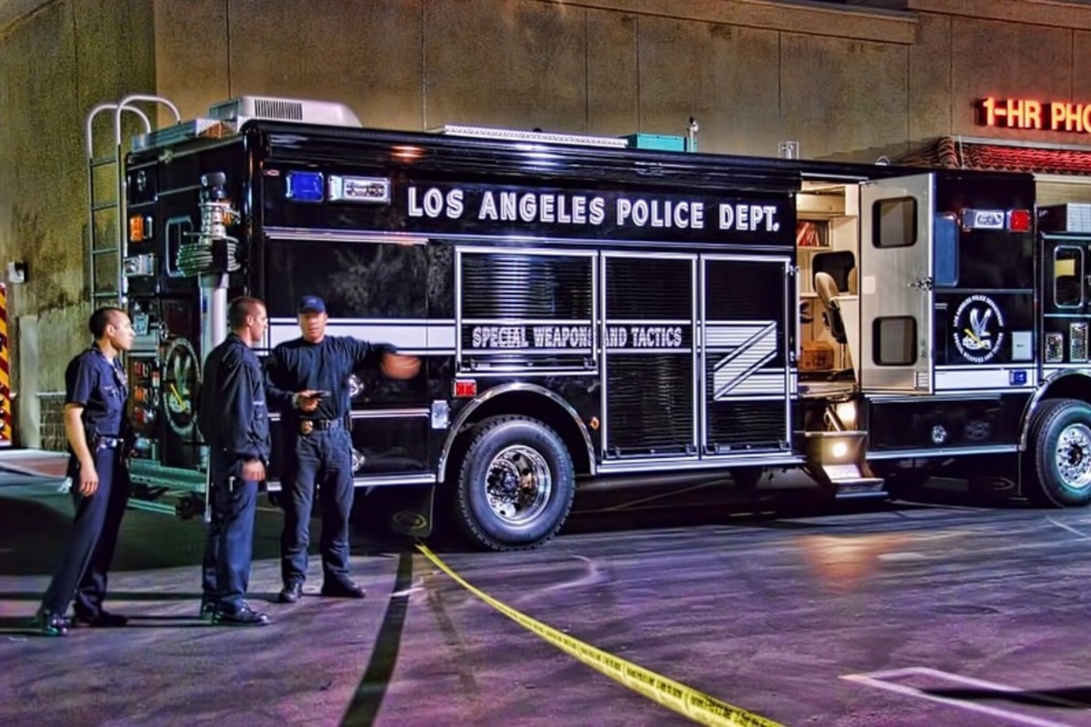 FBI, LAPD Raid in San Pedro Targets Rancho San Pedro Gang; 13 Arrested