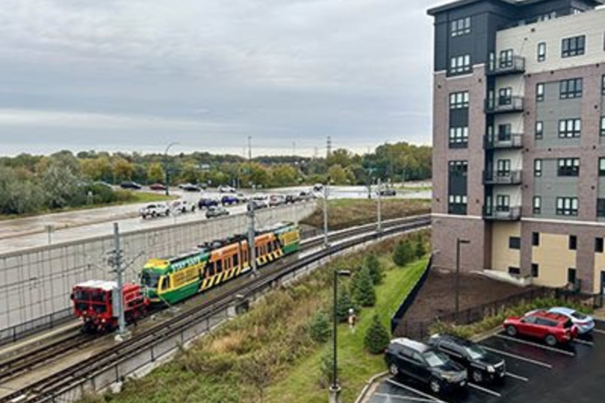 First Trains Roll on METRO Green Line Extension, Minneapolis to Eden