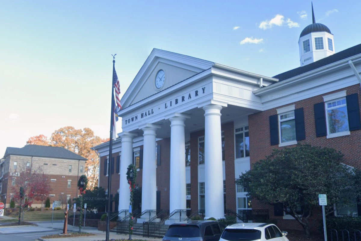 Matthews Residents Gear Up for Local Elections with New Mayor and