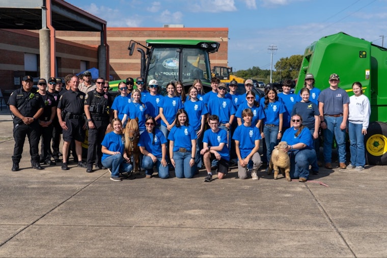 Mt. Juliet High School Celebrates Agriculture: Students and Police