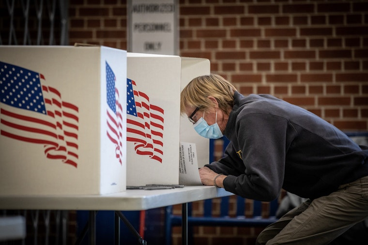 New York City Residents Begin Early Voting for Mayoral Race and Other