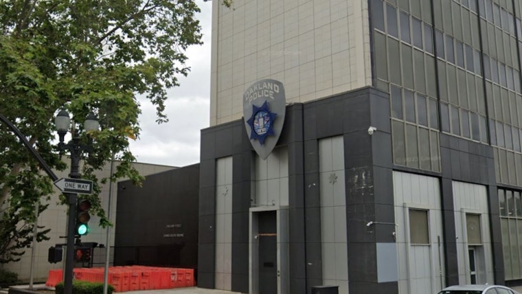 Oakland Police Investigate In-Custody Death Following Reported