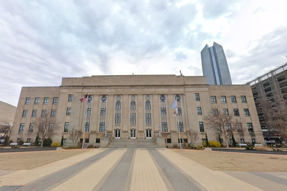 Oklahoma City Metro Police Launch Blue Envelope Program to Aid