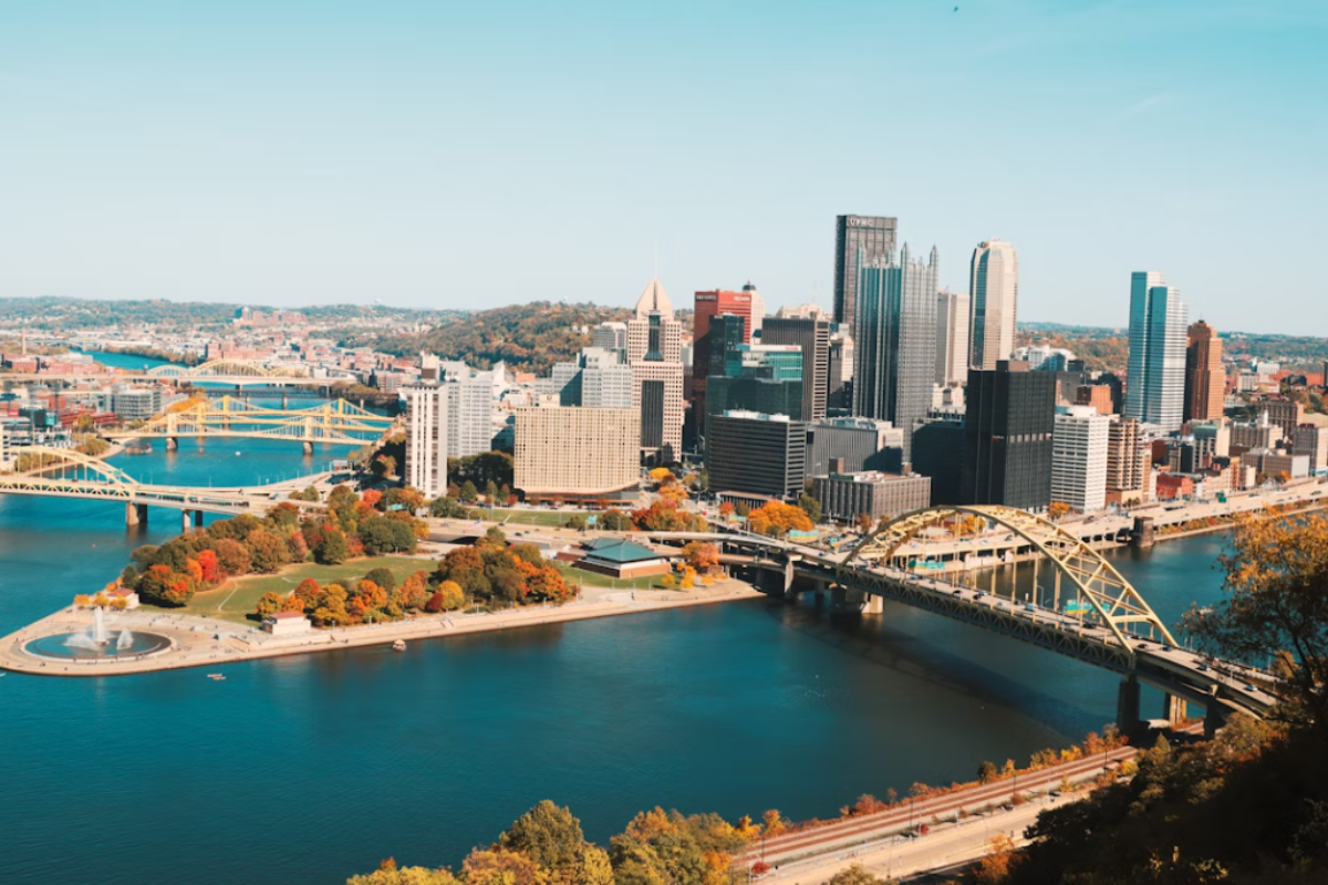 Pittsburgh Basks in Unusual October Warmth, Rain Expected Mid-Week