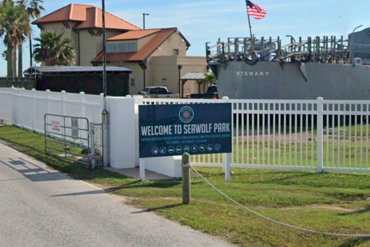 Police Chase Ends in Fatal Shooting at Galveston's Seawolf Park as