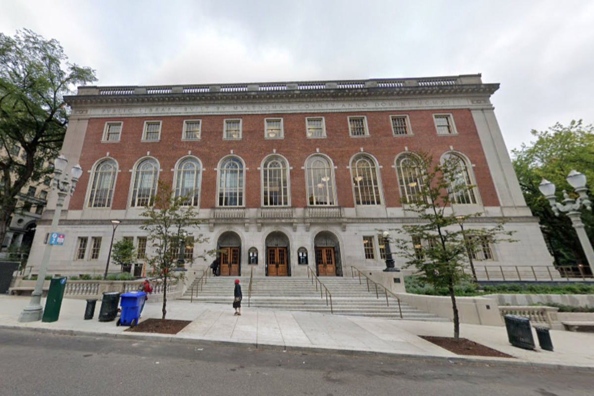 Portland's Multnomah County Library Resists Metal Detectors Despite