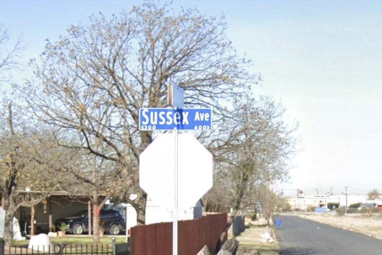 San Antonio Firefighters Rapidly Quell South Side Blaze, Shielding