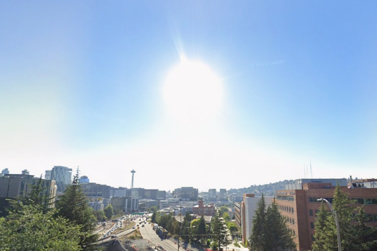 Seattle’s Autumn Weather Forecast Shows a Mix of Sunshine and Showers