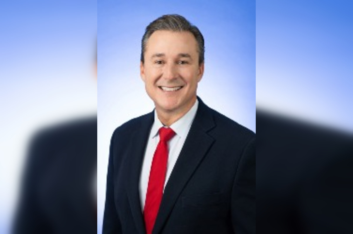 Senator René García Champions Natural Food Alternatives at FIU Panel