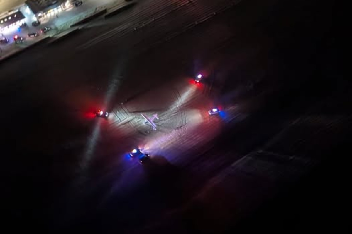 Small Plane Makes Unplanned Landing on Huntington Beach Due to Engine