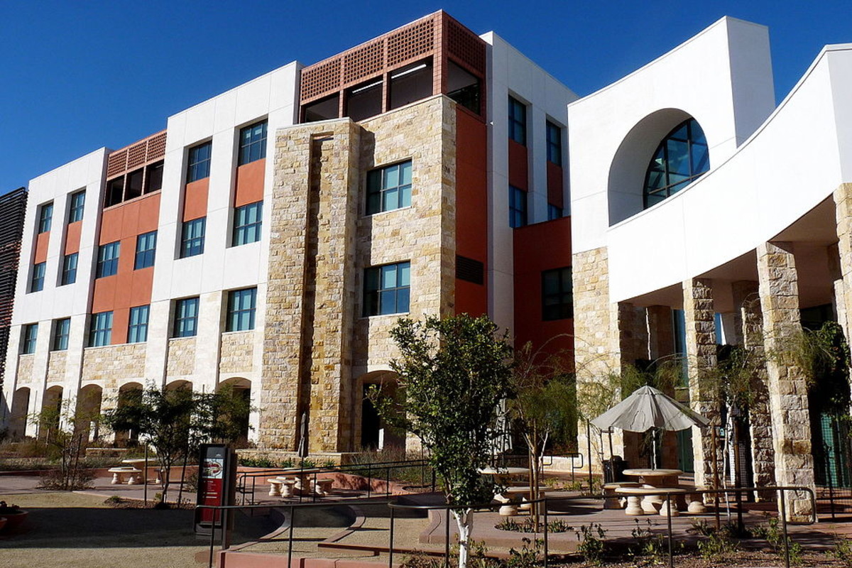 Surprise Mayor Kevin Sartor Announces October as Domestic Violence