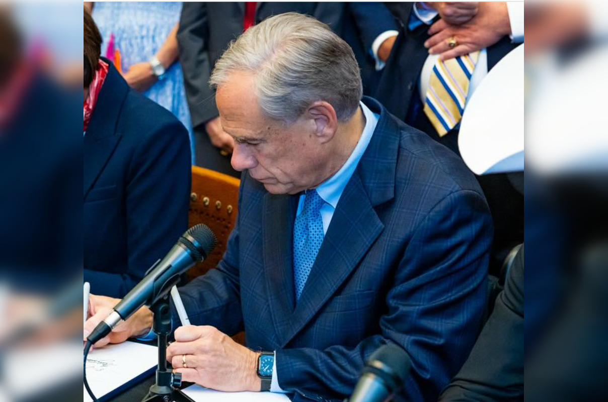 Texas Governor Abbott Sends Emergency Aid to Flood-Stricken Arizona