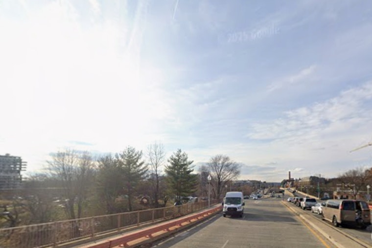 Washington D.C. Enjoys Mild Temperatures Ahead of a Rainy Weekend